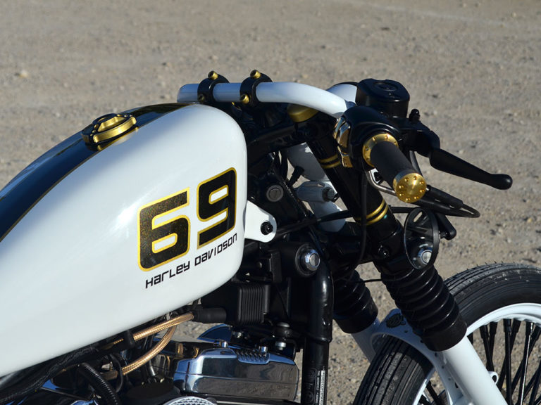 "Sixty-Nine" the sexy bobber - Cafe Racer World